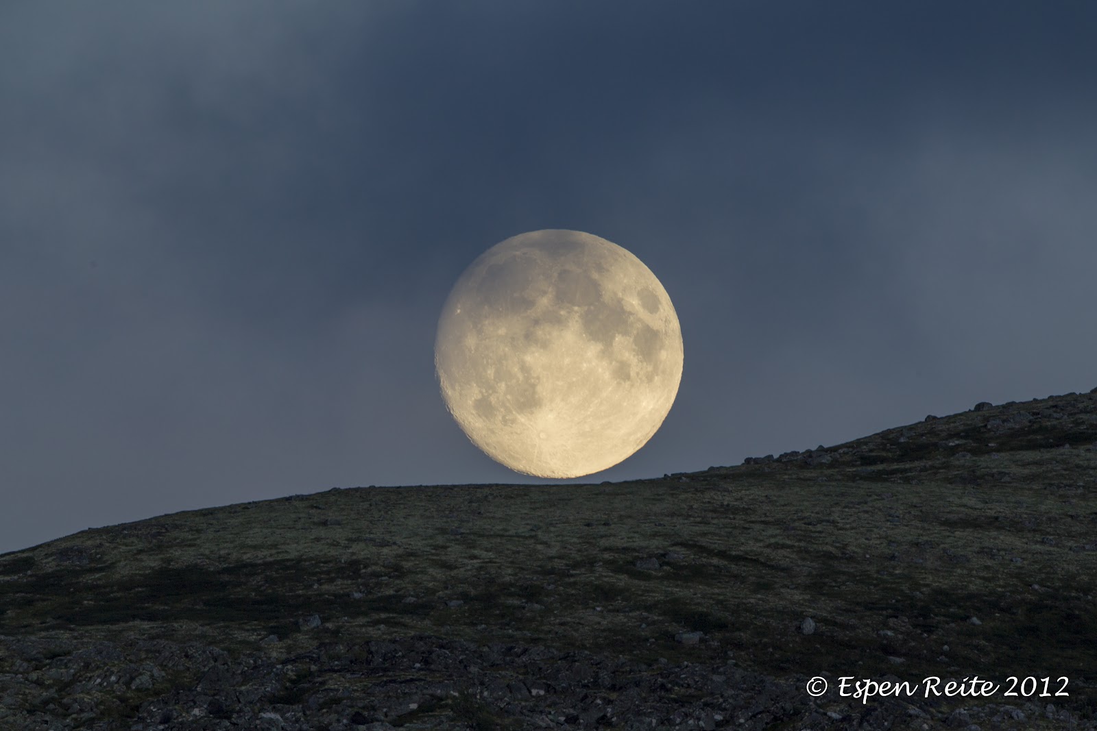 Espen´s Naturephoto: Fantastic moon last night