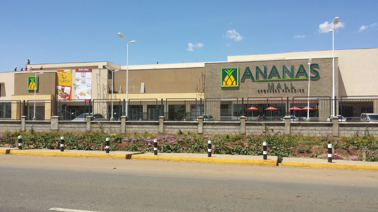THE MAVELLOUS LOOK OF ANANAS MALL AT NIGHT - Thika Town Today - 3T