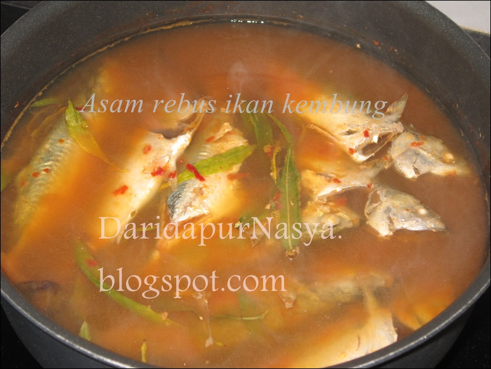 Dari Dapur NaSya: Asam rebus ikan kembung
