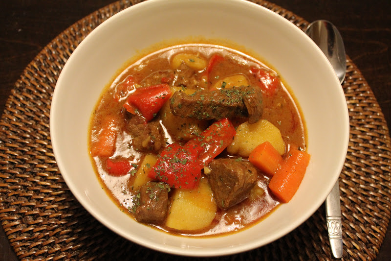 Kokkeillaan: Gulassi