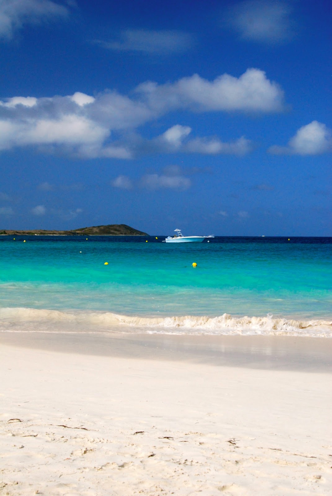Wanderlust Traveler: St. Maarten/St. Martin (Beaches)