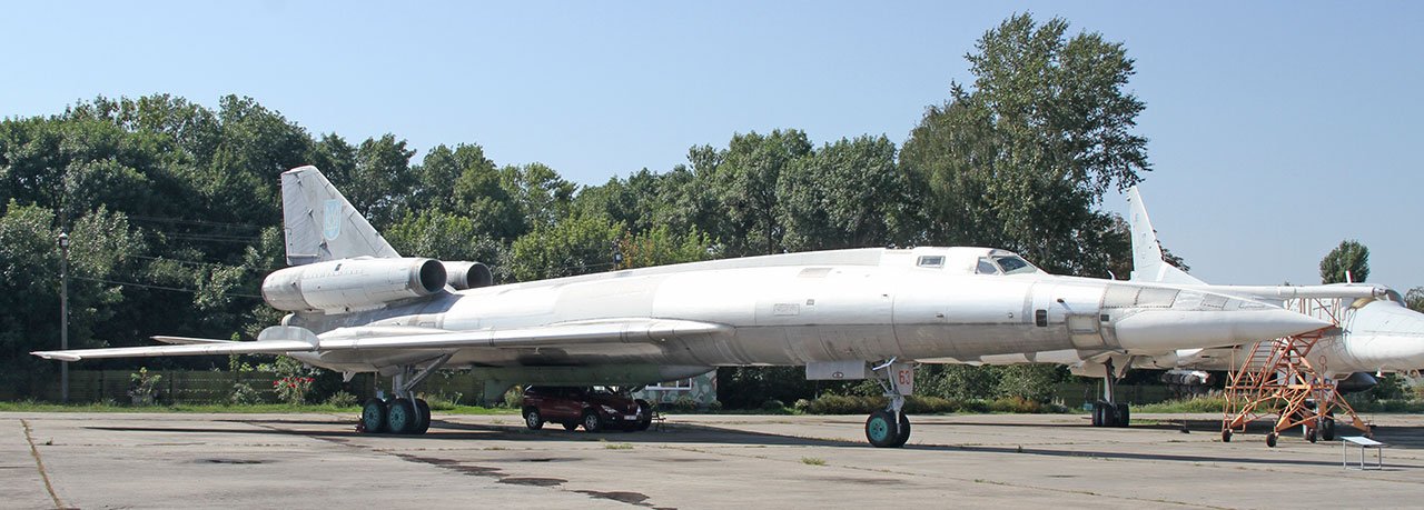 SI VIS PACEM, PARA BELLUM: Il Tupolev Tu-22 (Туполев Ту-22, nome in ...