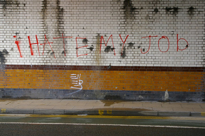 HOOP THOUGHTS: 3 SIGNS OF A MISERABLE JOB