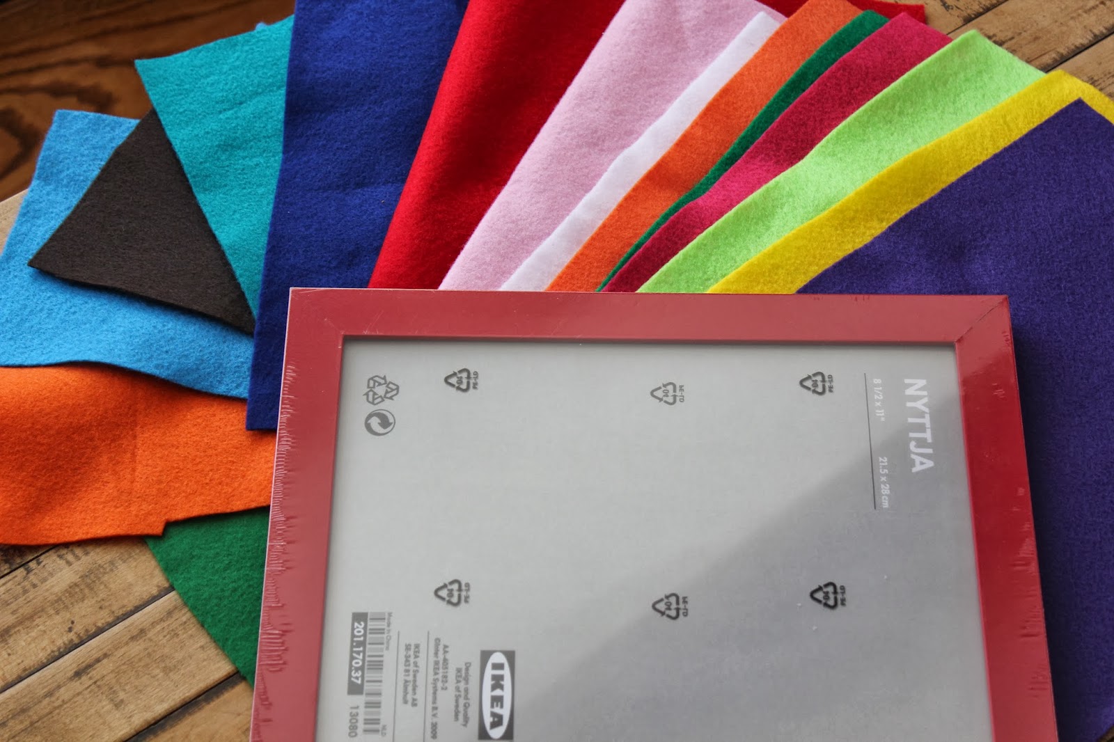 The Blue Barn: Fuzzy Felt Board