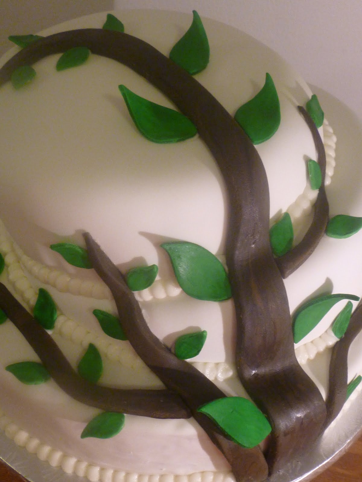 THE MIGHTY BAKER: Tree Branch Wedding Cake