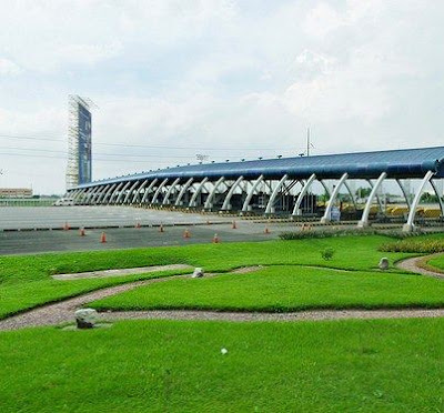 North Luzon Expressway: Southeast Asia's First Expressway. - Stunning ...