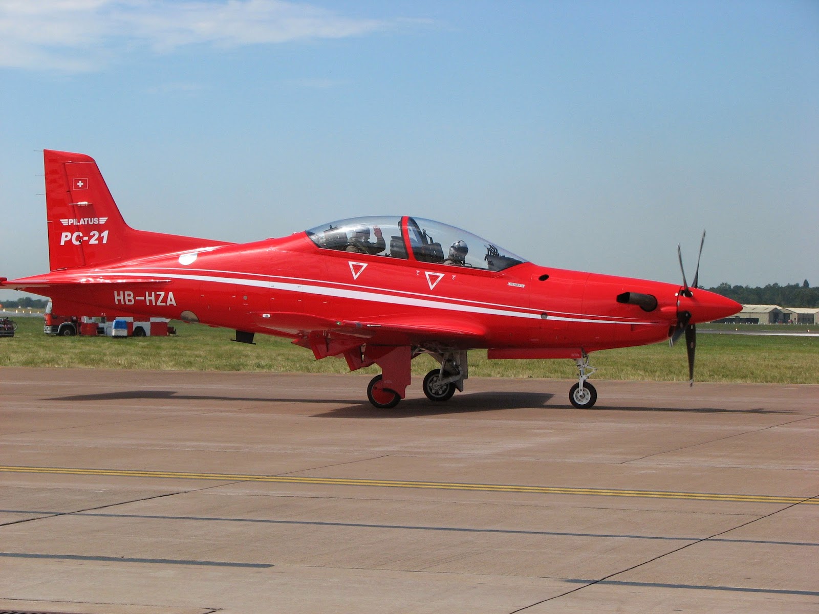 MIRAGEC14: Saab, Pilatus To Promote the PC-21 if Sweden Seeks New ...