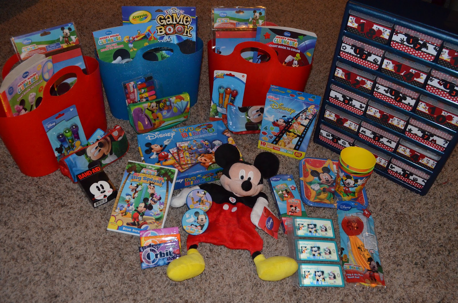Treasuring Time Together...: Disney Countdown!
