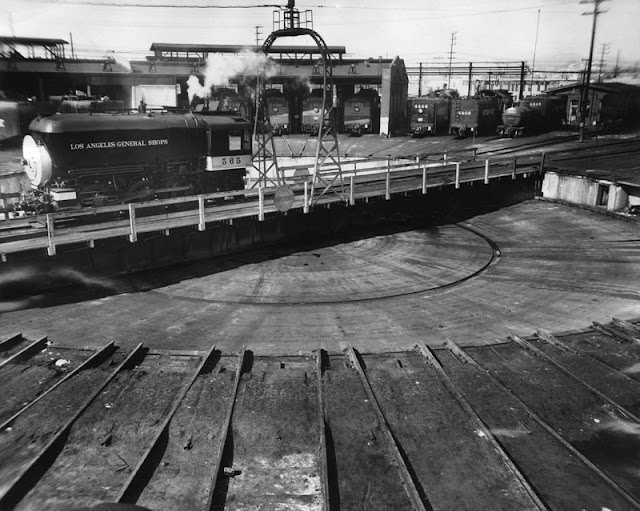 Walgenbach Family Photos: ROUNDHOUSE, TAYLOR YARD, LOS ANGELES