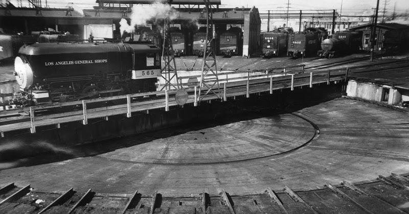 Walgenbach Family Photos: ROUNDHOUSE, TAYLOR YARD, LOS ANGELES