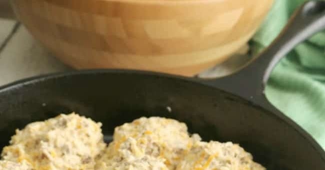 LOADED BREAKFAST BISCUITS - Diary Self Cooking