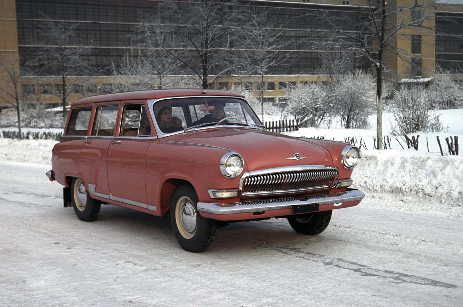 RetroAutosEnEscala: GAZ M22 VOLGA (1964)