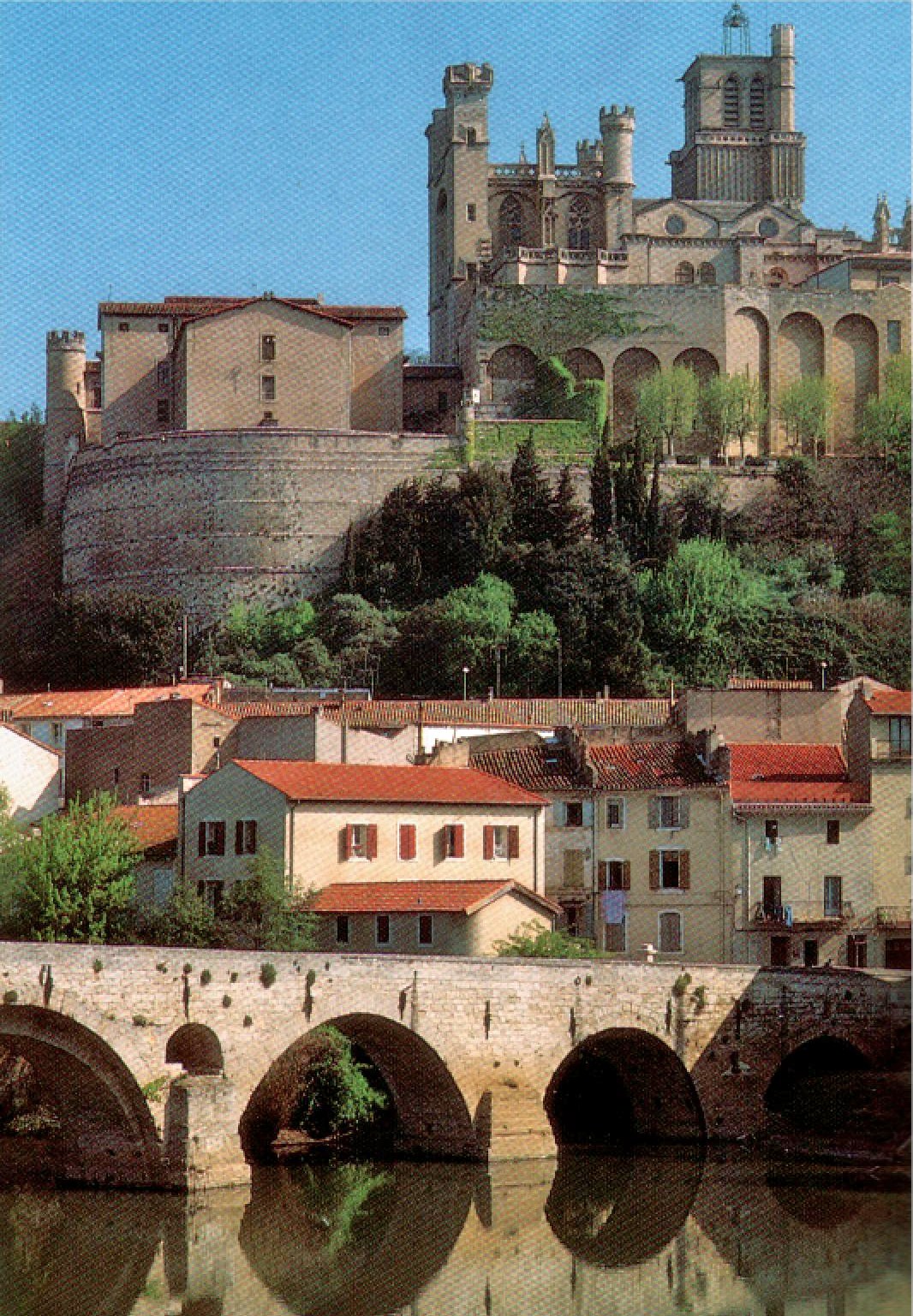 ART and ARCHITECTURE, mainly: Cathar history, Cathar architecture