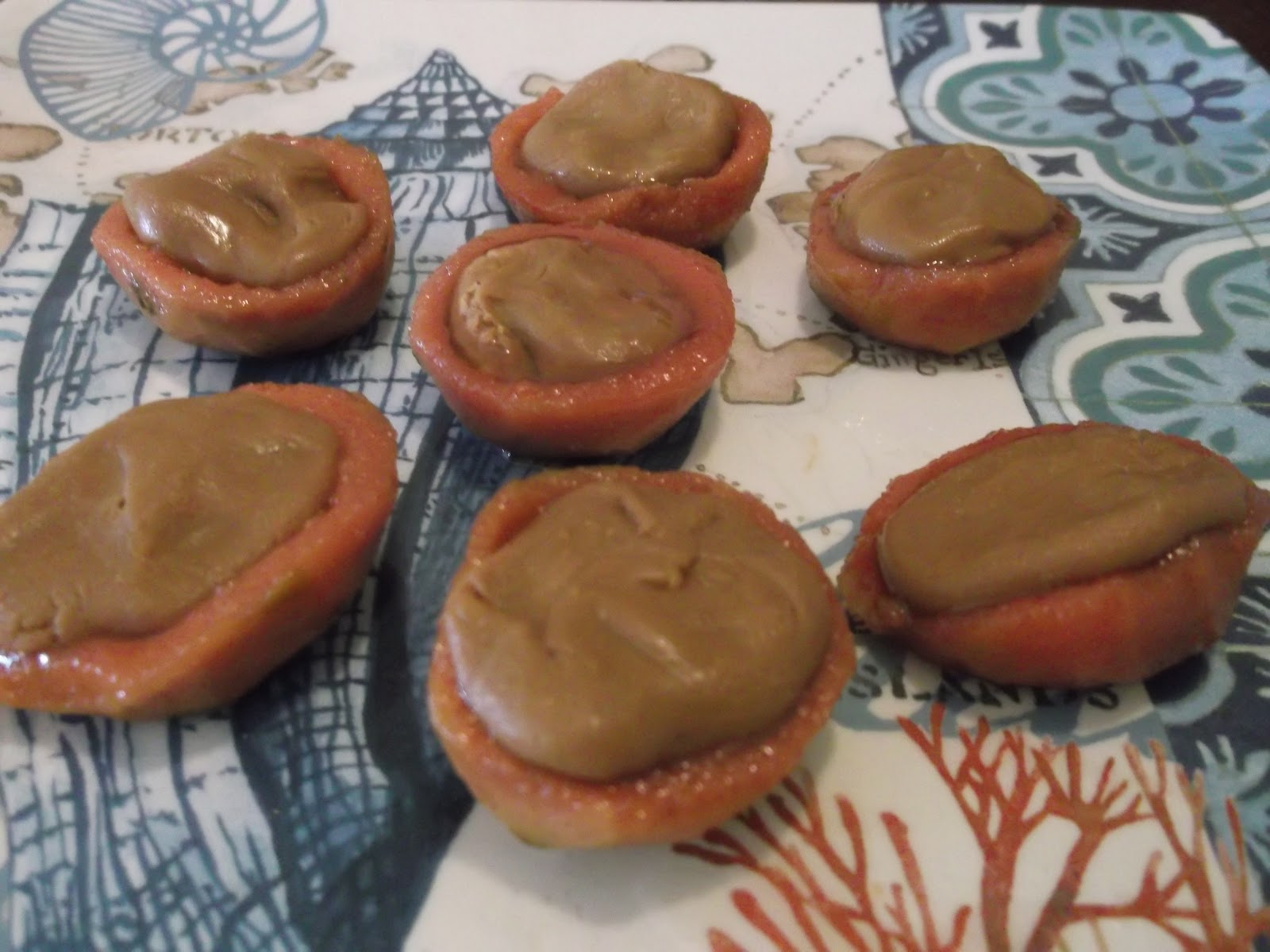 DESSERTS AROUND THE GLOBE: Guava Shells filled with Dulce de Leche ...