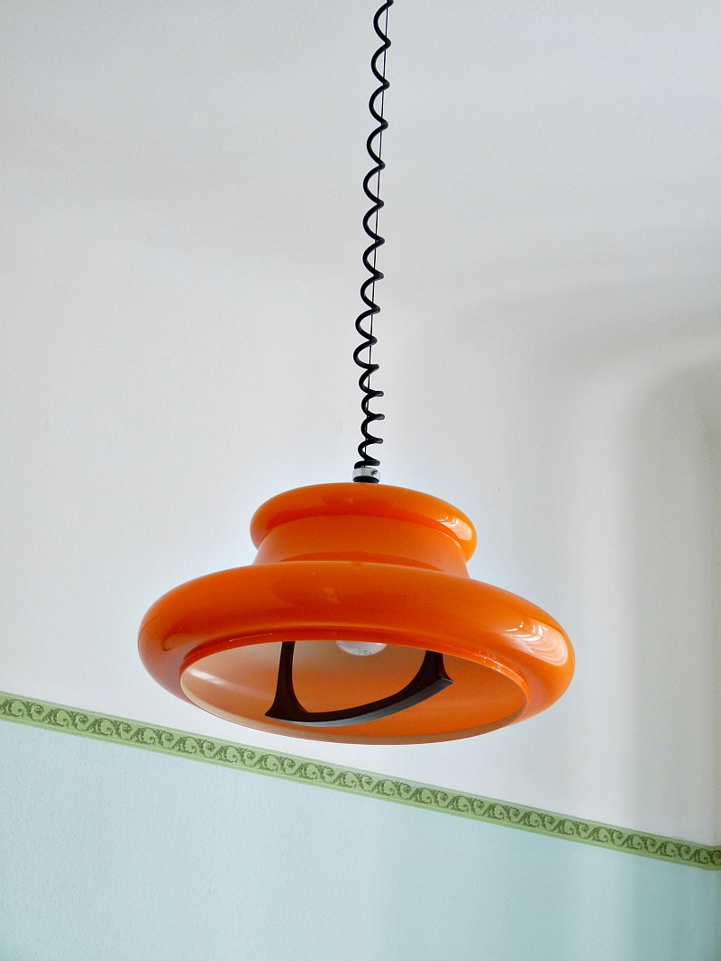 Tour the Hungarian Apartment | Dans le Lakehouse