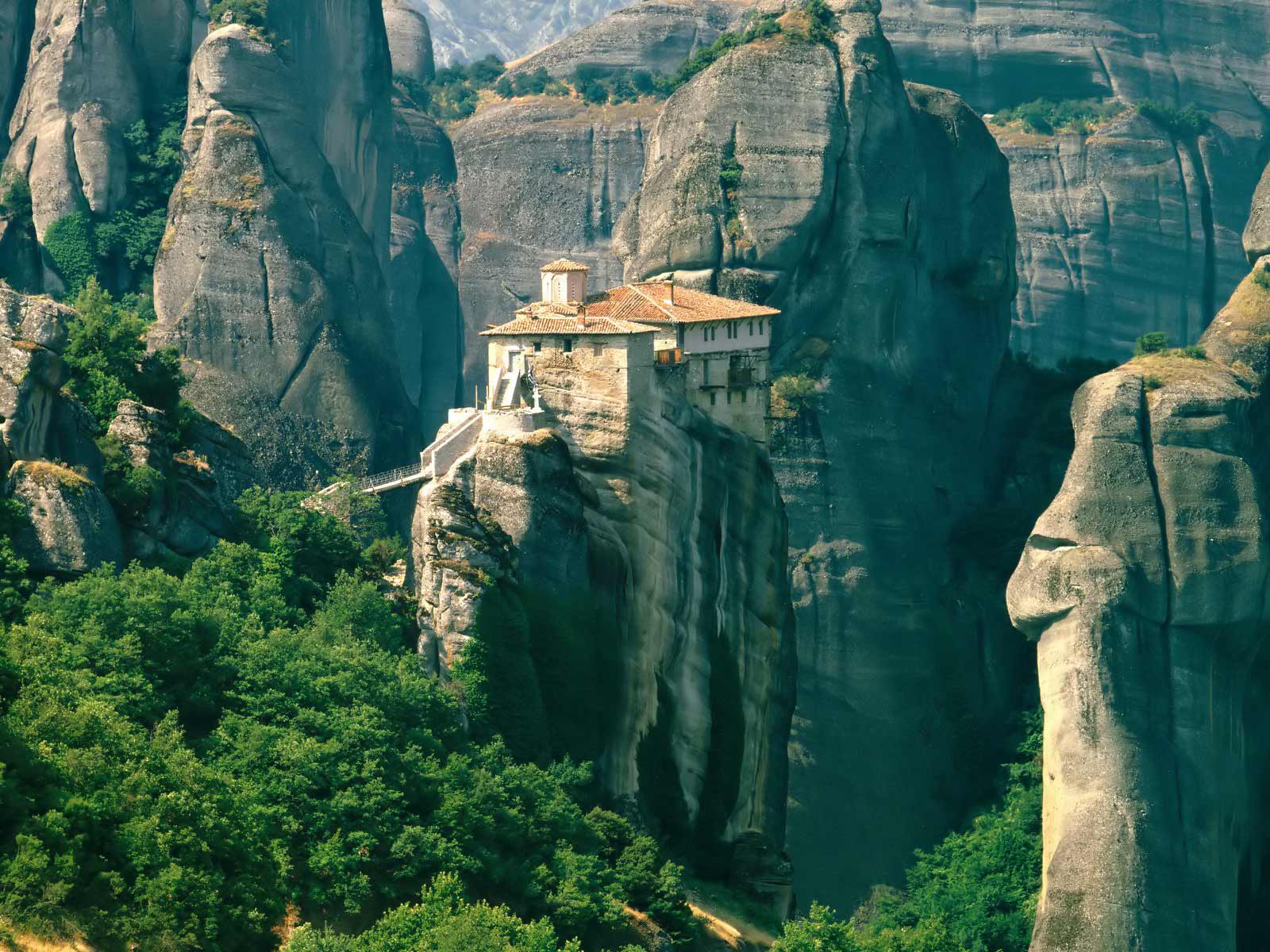 Worlds Incredible: Roussanou monastery, Greece