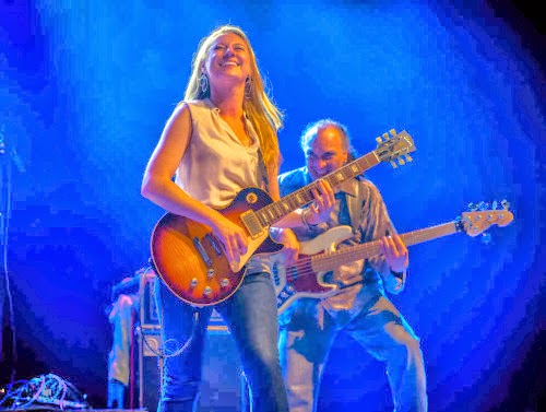Joanne Shaw Taylor: brilliant review by Alissa Ordabai of Joanne Shaw ...