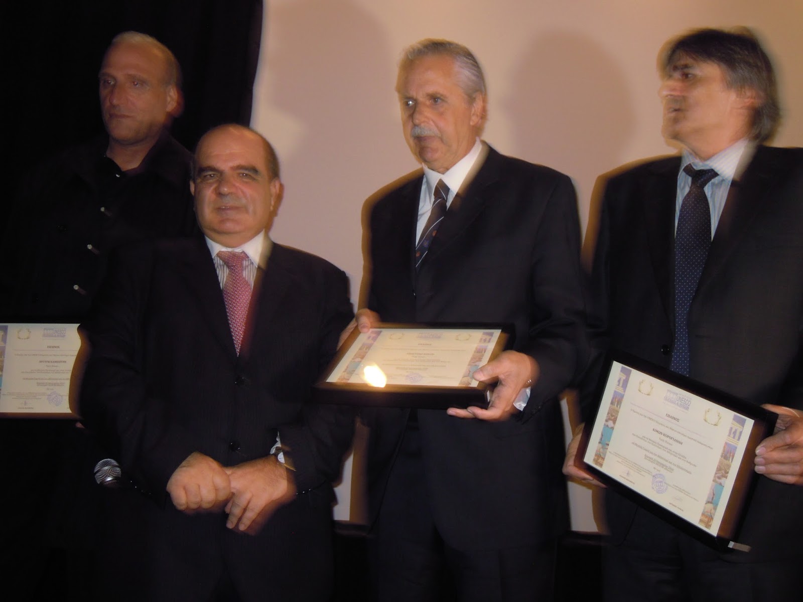 ΠΑΝΕΛΛΗΝΙΑ ΕΝΩΣΗ ΦΙΛΩΝ ΑΘΛΗΤΙΣΜΟΥ[Π.Ε.Φ.Α]1987: Η ΜΕΓΑΛΗ ΓΙΟΡΤΗ ΤΟΥ ...