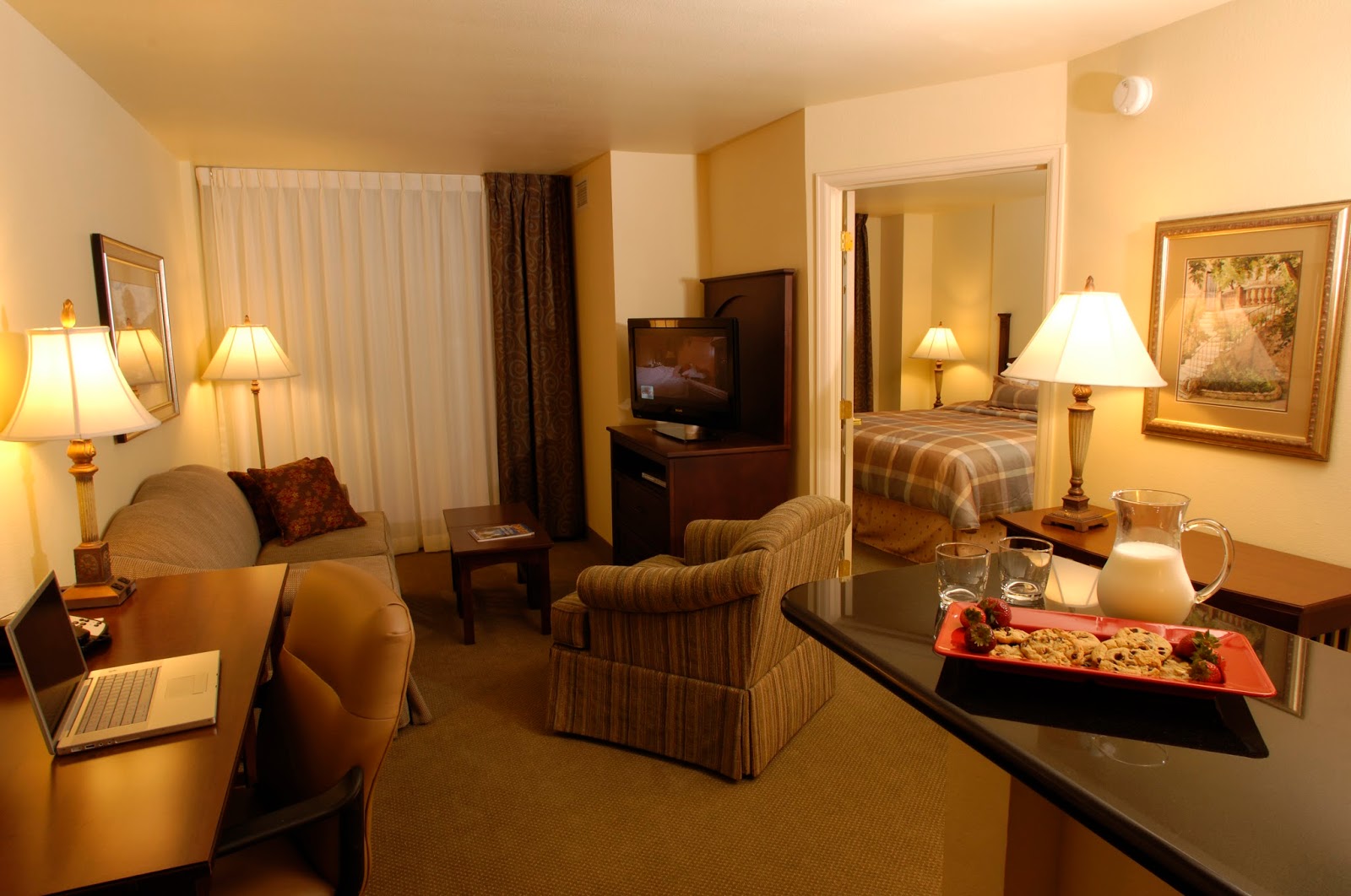 Staybridge Suites Denver International Airport: Stay, Park and Go ...