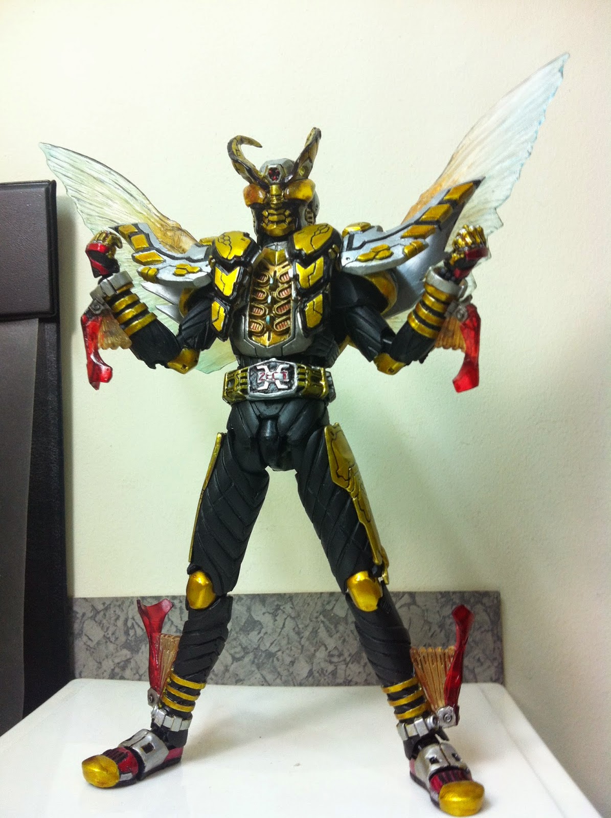 Kamen Rider World: SIC Custom Hyper Zabee / Hornet photo gallery and ...