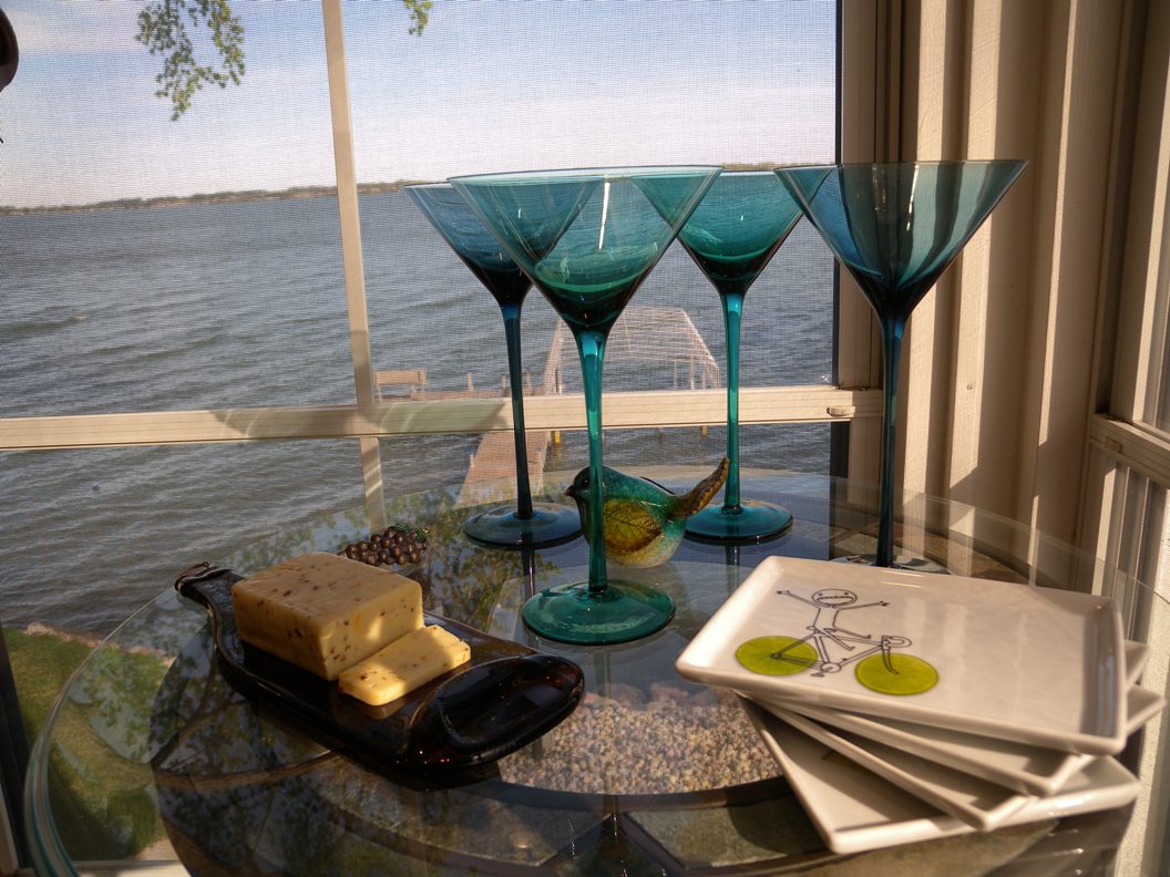 Adrift On The Lake: Spring tablescape overlooking the lake