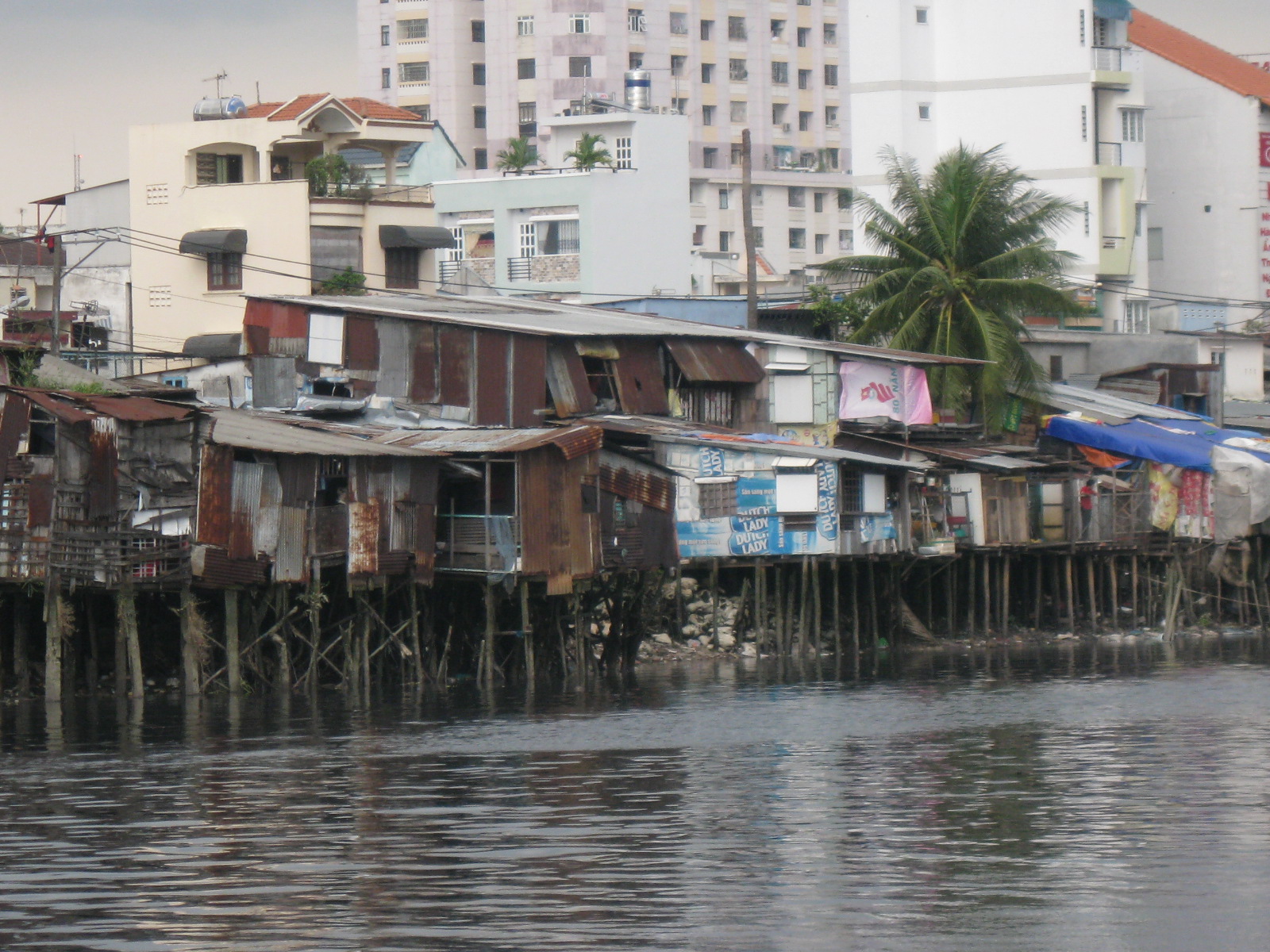 Nhung's Social Studies Blog: Squatter Settlements