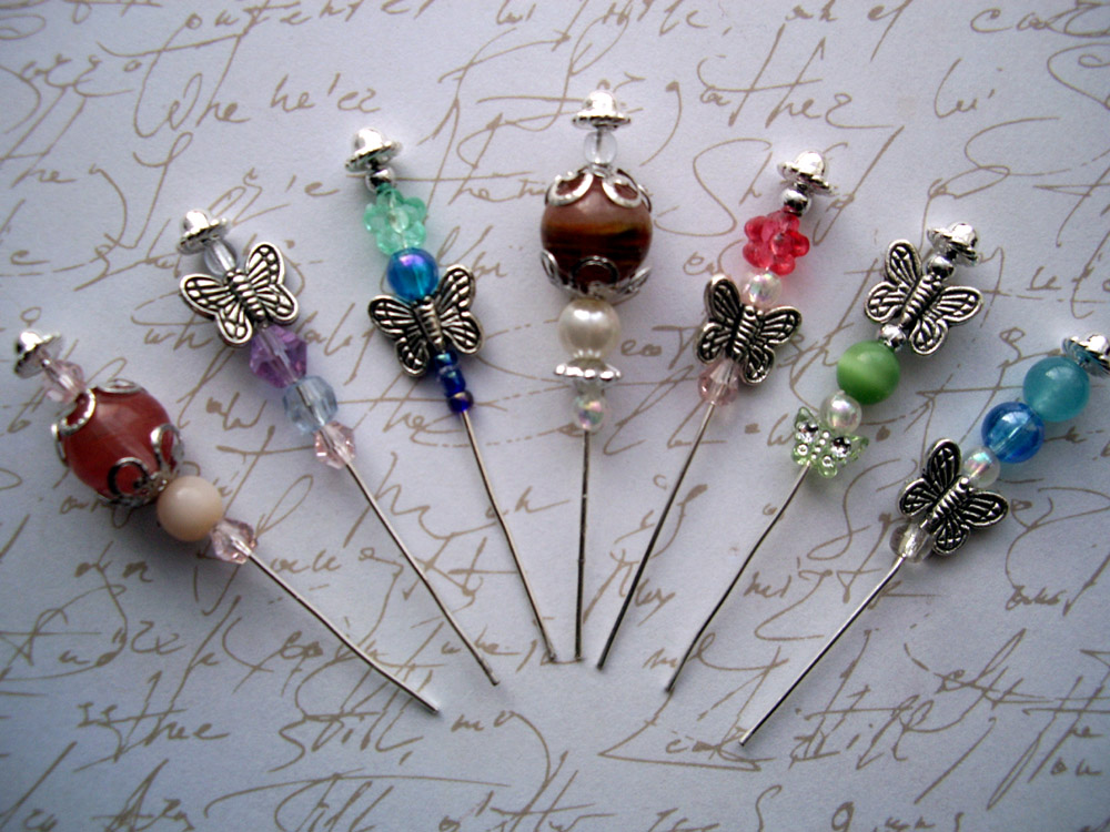 Handmade by Mum: Beaded Hat Pins