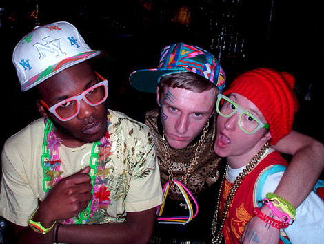 FASHION MDX TEXTILES (GENERIC FASHION BLOG): RAVE AND NEW RAVE