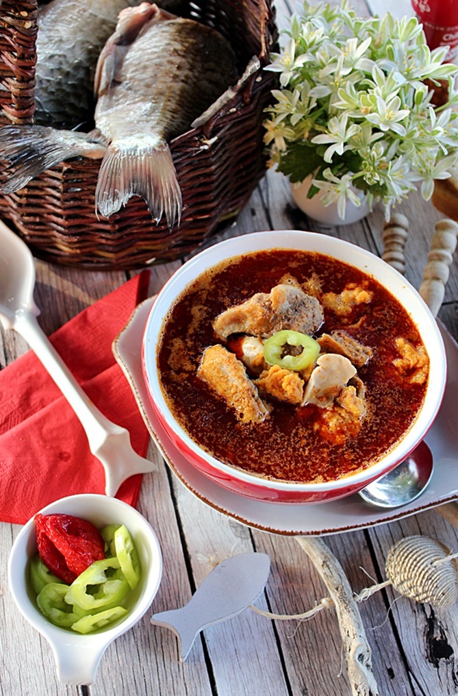 BLOGKONYHA: ~ MAGYAROS HALÁSZLÉ