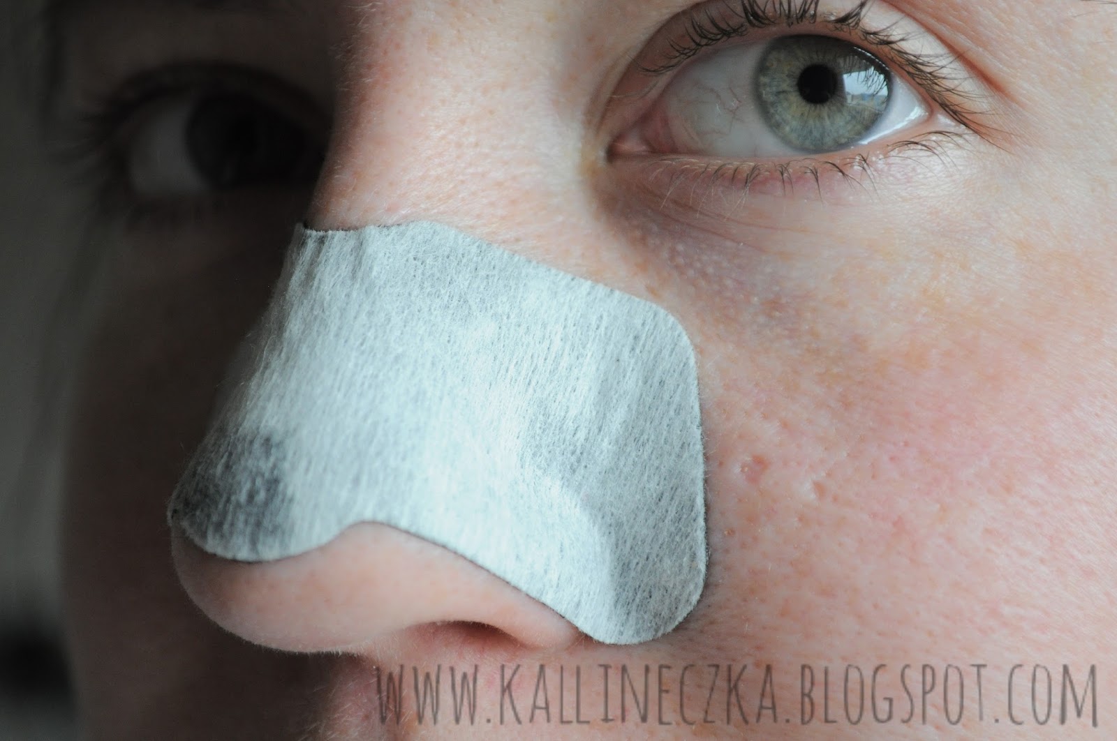 Wszystko o kosmetykach: Dermo pHarma - Głęboko oczyszczające plastry na nos