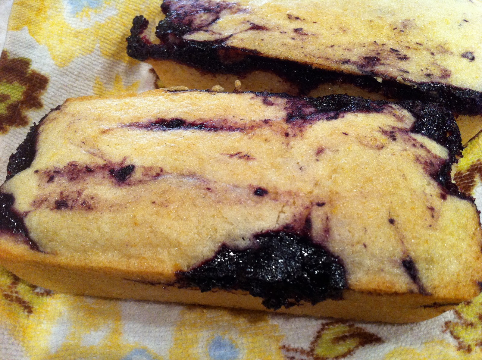 Hives in the Kitchen: Allergy Free Blueberry Bread