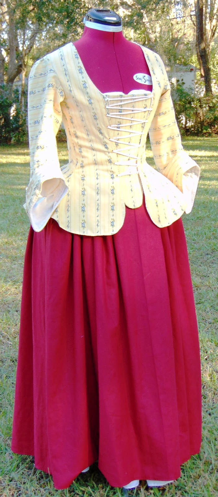 The Antique Sewist: 1750s Casaquin Jacket - Yellow & Blue Brocade