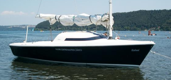 Un Farr 640 dagli scivoli di Anguillara Sabazia ~ Terraferma Sailors