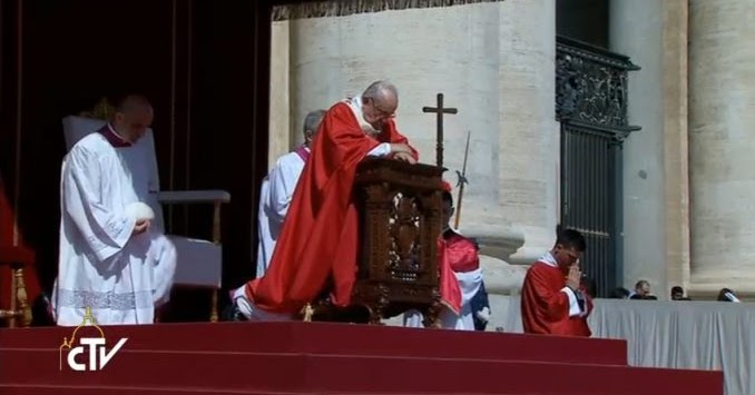 The Eponymous Flower: Pope Francis Kneels
