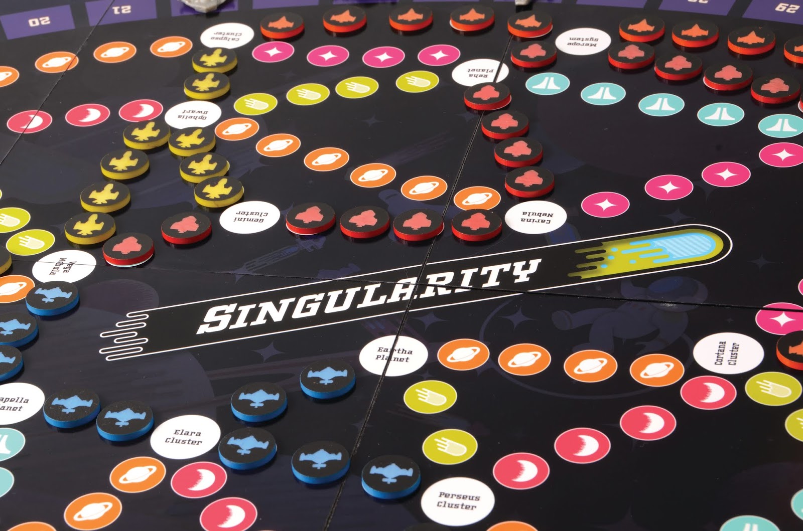 Singularity Board Game on Packaging of the World - Creative Package ...