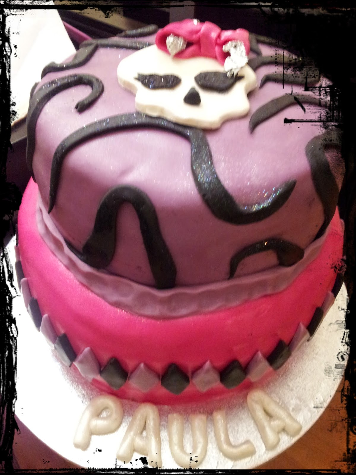 PASTEL MONSTER HIGH - Dulce y Salado Viaje