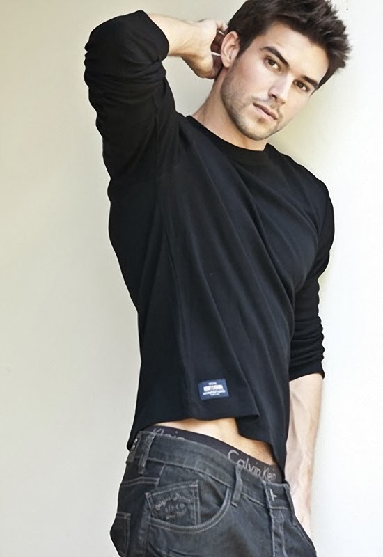 MOST DESIRABLE MAN BERNARDO VELASCO | Lifestyle Images