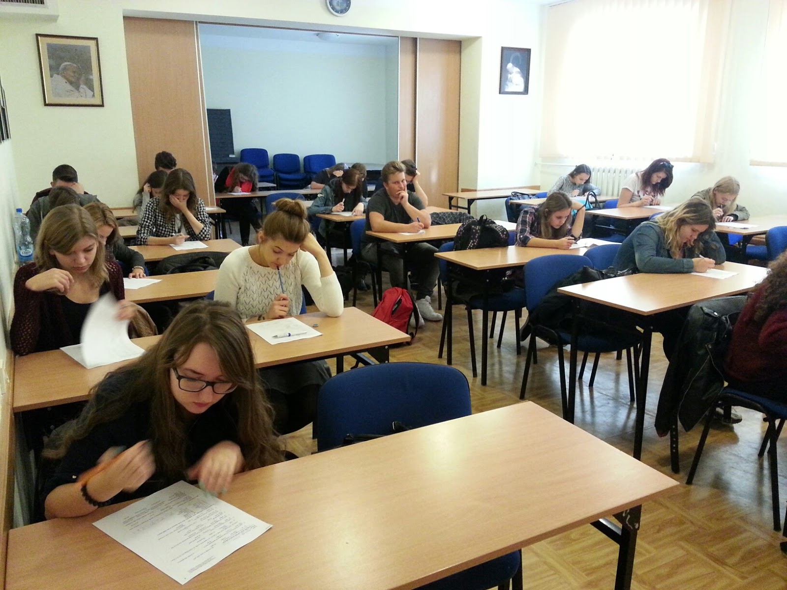 The Tower of English: English Language Competition - STAGE 1