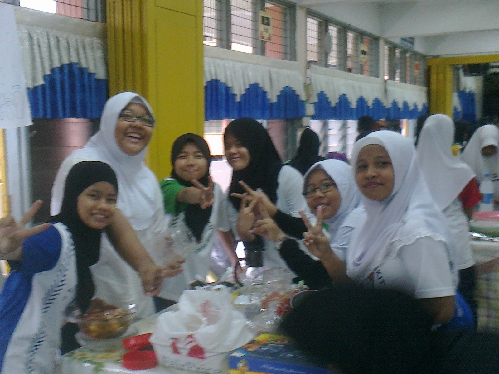 PERTANDINGAN MENGHIAS MEJA HIDANGAN HARI RAYA - Blog Rasmi SKTBM