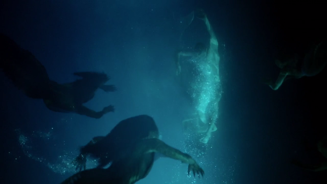 Alex Roe on Siren (2018) ~ DC's Men of the Moment