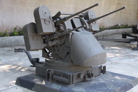 វិទ្យាសាស្រ្តយោធាកម្ពុជា: 12.7 mm M55 Light Anti-Aircraft Gun