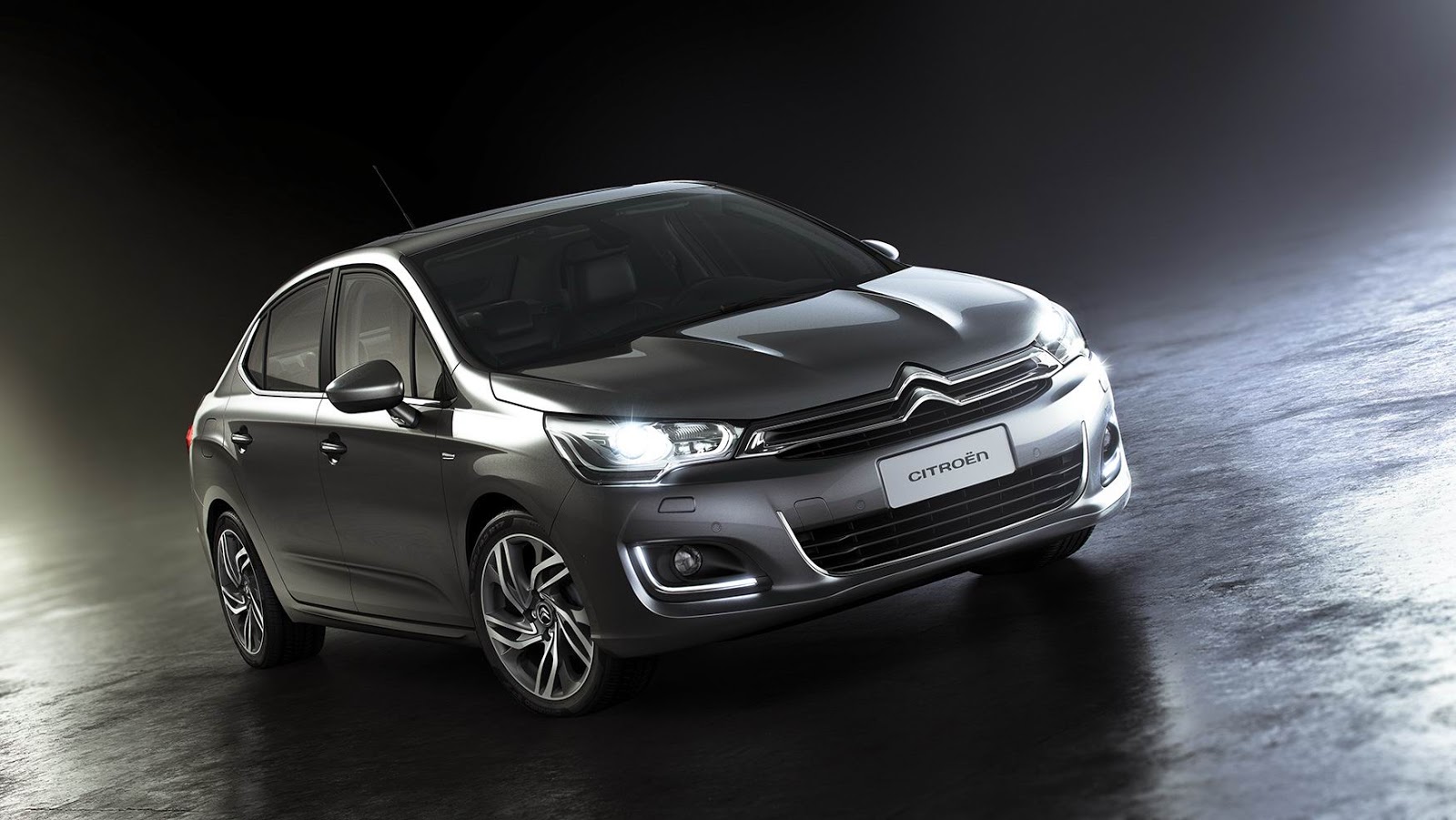 Coches ecológicos: El nuevo Citroën C4 Lounge 2014