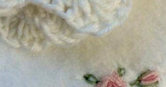 The Bluebirds are Nesting...: The Christmas Challenge. Grub Roses. Part 2.