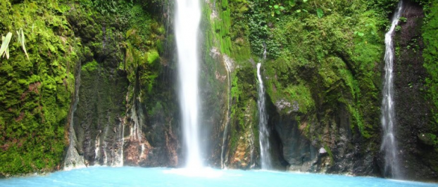 leave-to-indonesia: Two Color Sibolangit Waterfall