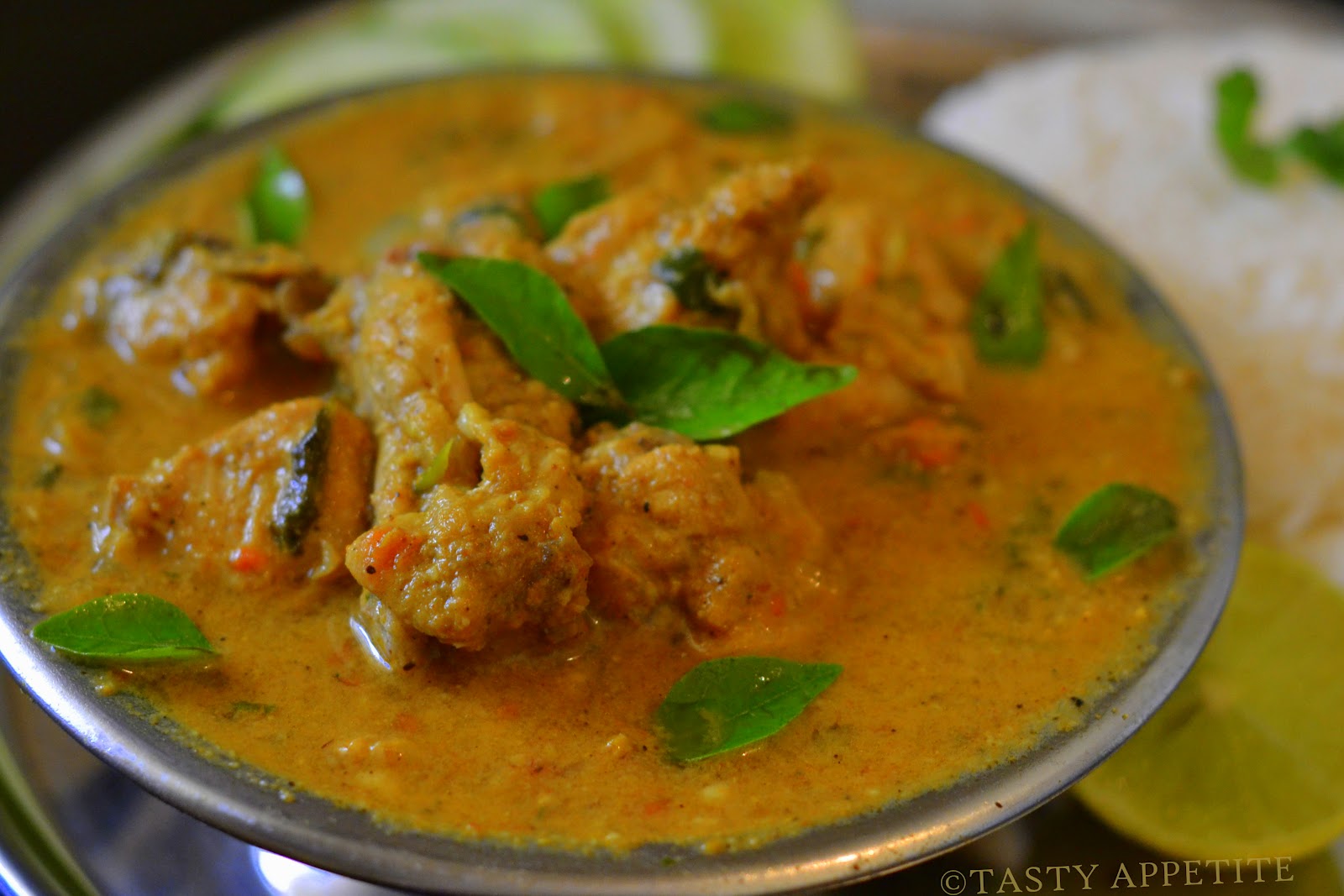 Spicy Chicken Kuzhambu / Chettinad Style / Kozhi Kuzhambu