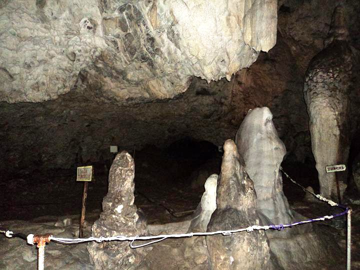 Pestera Muierii - Sala turcului