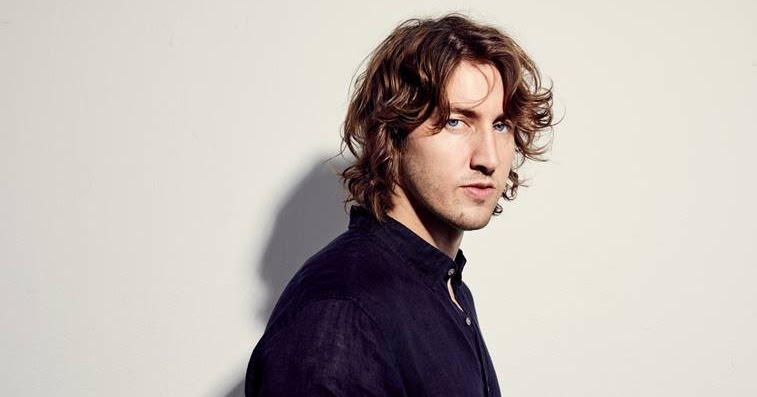 Focus Music Notes. "Out of the Blues". Popular music through the ...