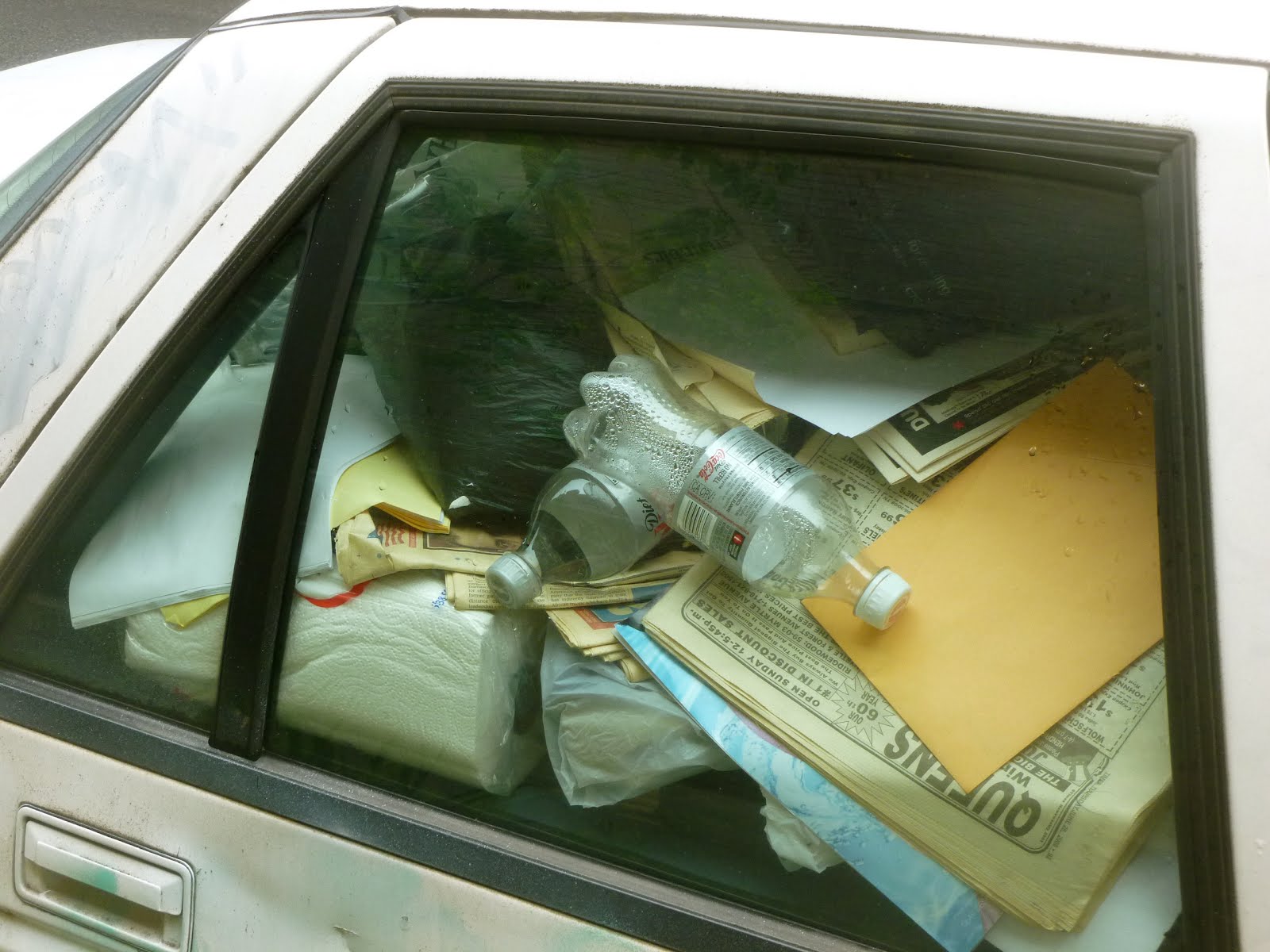 Jeremiah's Vanishing New York: Hoarder Car