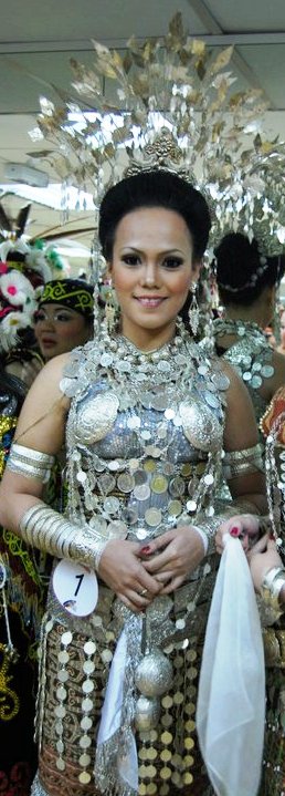 Kumang Saribas..and this is my story...: Ngepan Kumang Iban