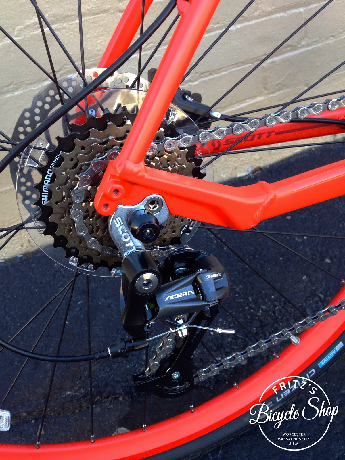 FRITZ'S BICYCLE SHOP worcester ma: Scott Sub 30